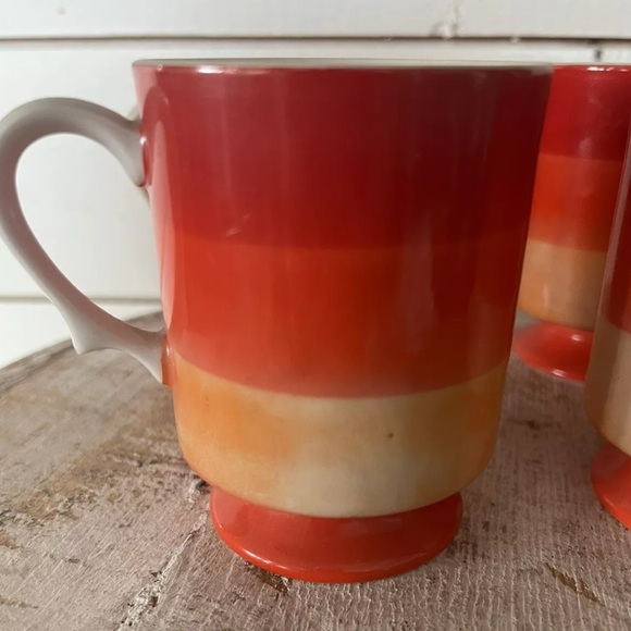 Holt Howard | Dining | Set Of 4 966 Red Holt Howard Ceramic Stripe ...